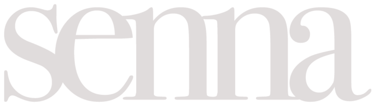 Ontdek de muziek en optredens op de officiële website van Senna Willems!